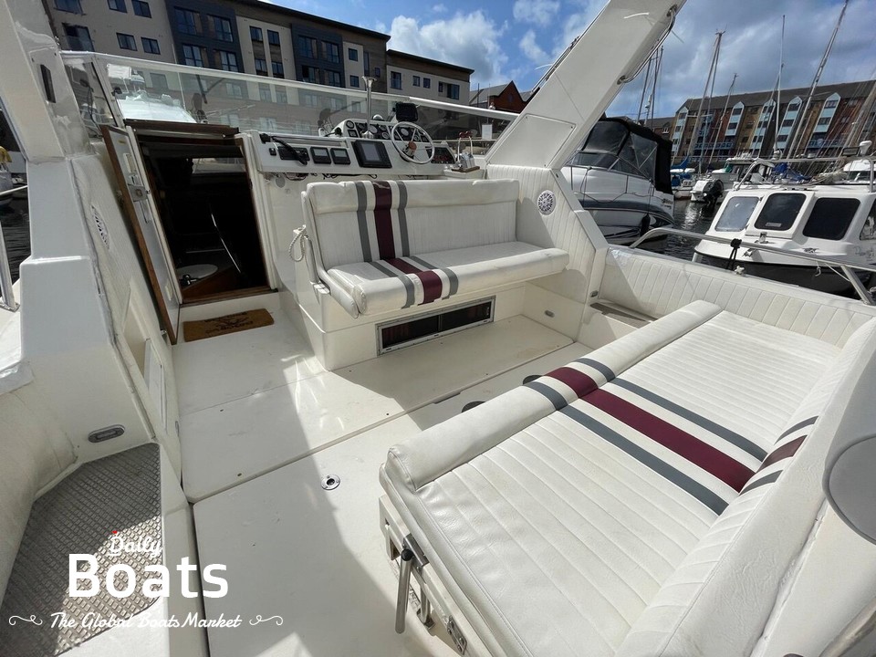 1990 Fairline Targa 27 for sale. View price, photos and Buy 1990 ...