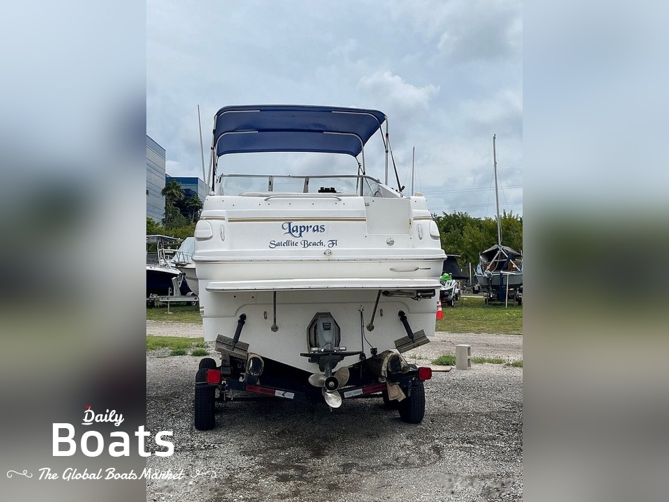 2004 Larson Cabrio 240 for sale. View price, photos and Buy 2004 Larson ...