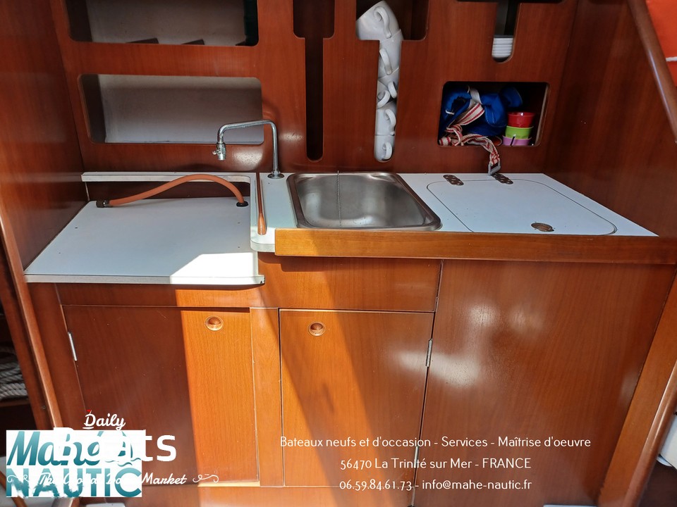 2003 Bénéteau First 27.7 Lifting Keel for sale. View price, photos and ...