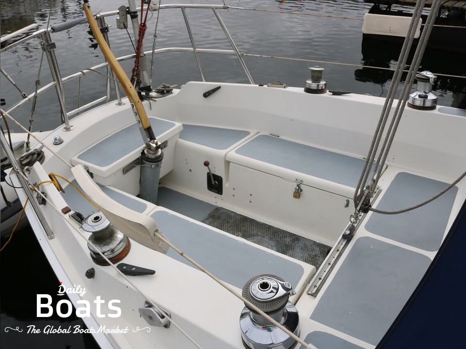 1979 Cal 31 for sale. View price, photos and Buy 1979 Cal 31 #384204