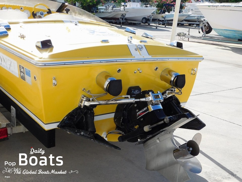 2004 Donzi Marine 40Th Anniversary Edition 22 for sale. View price ...