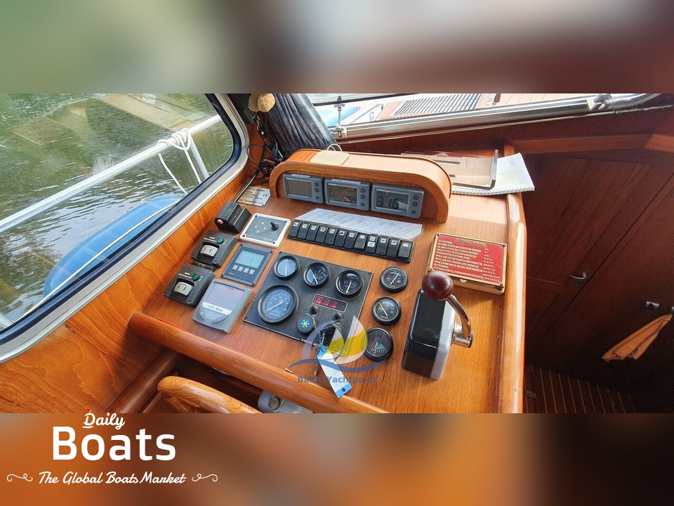 2004 Cory Yachts Kent 31 for sale. View price, photos and Buy 2004 Cory ...