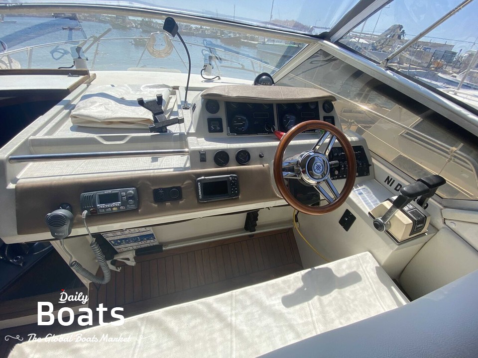 1990 Fairline Targa 27 for sale. View price, photos and Buy 1990 ...
