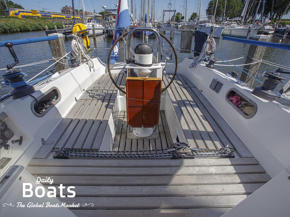 1985 Contest Yachts / Conyplex 36S for sale. View price, photos and Buy ...