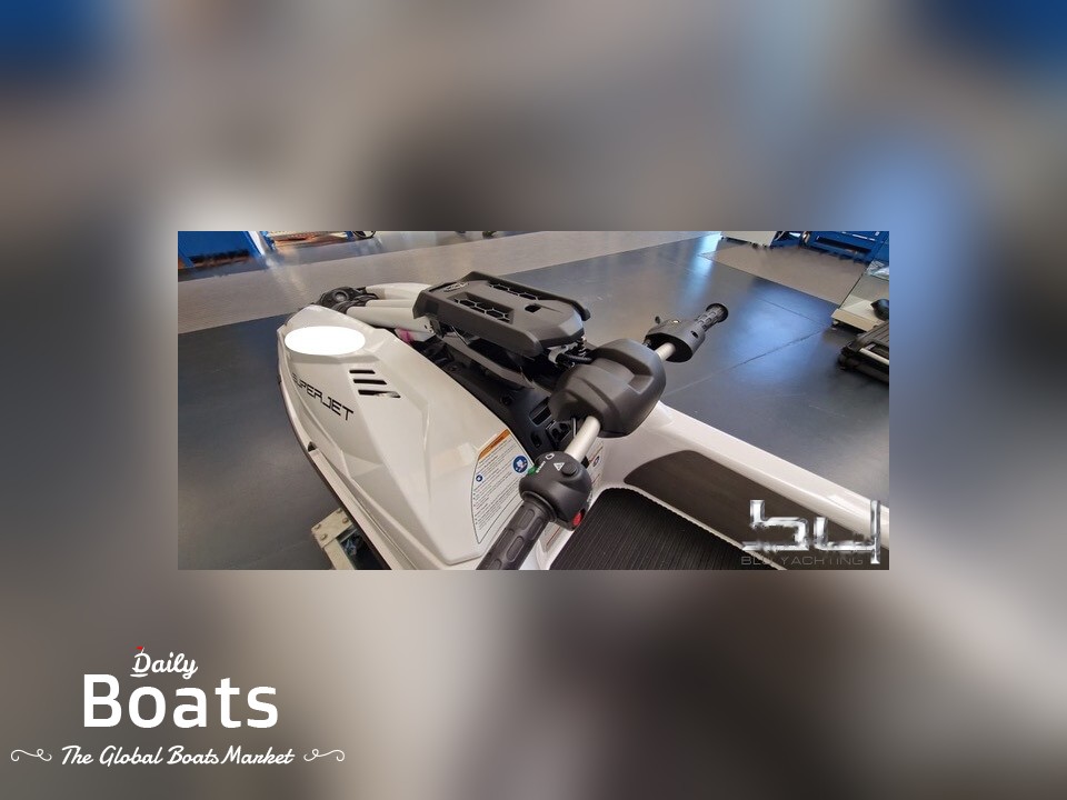 2022 Yamaha Superjet for sale. View price, photos and Buy 2022 Yamaha ...