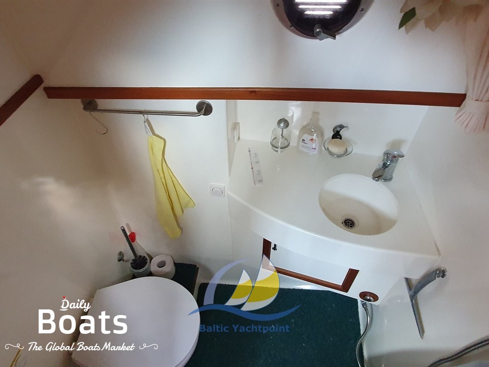 2004 Cory Yachts Kent 31 for sale. View price, photos and Buy 2004 Cory ...