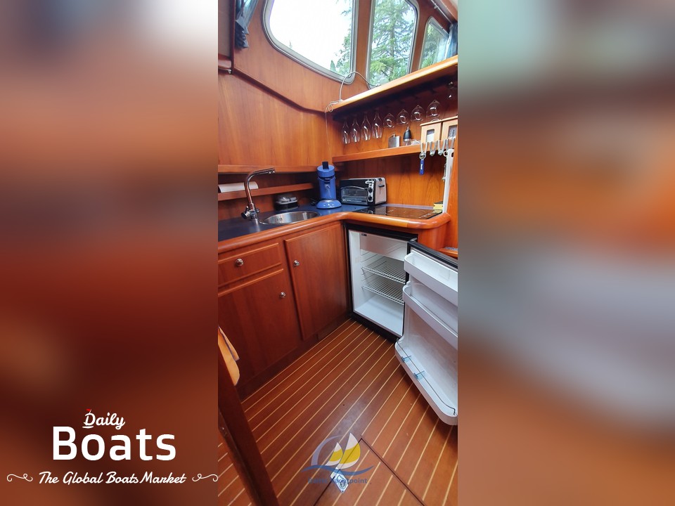 2004 Cory Yachts Kent 31 for sale. View price, photos and Buy 2004 Cory ...