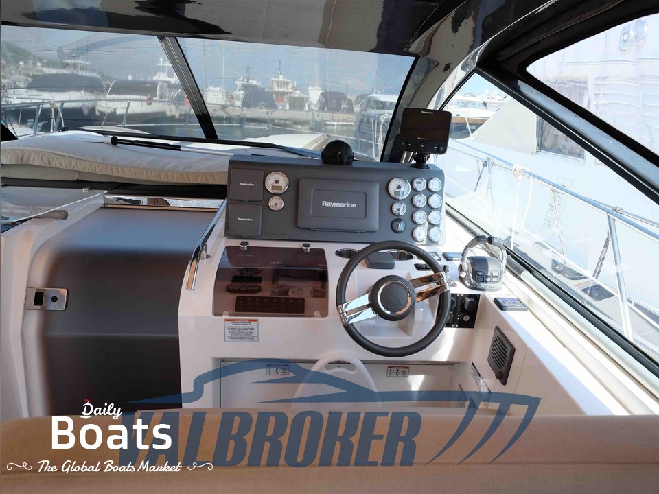 2010 Sealine Sc 35 for sale. View price, photos and Buy 2010 Sealine Sc ...