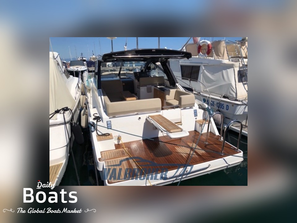 2010 Sealine Sc 35 for sale. View price, photos and Buy 2010 Sealine Sc ...