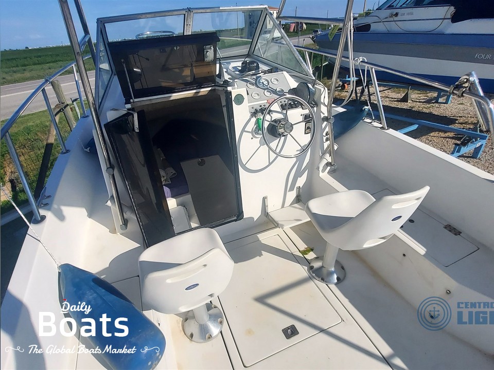 1994 Baha Cruiser 228 for sale. View price, photos and Buy 1994 Baha ...