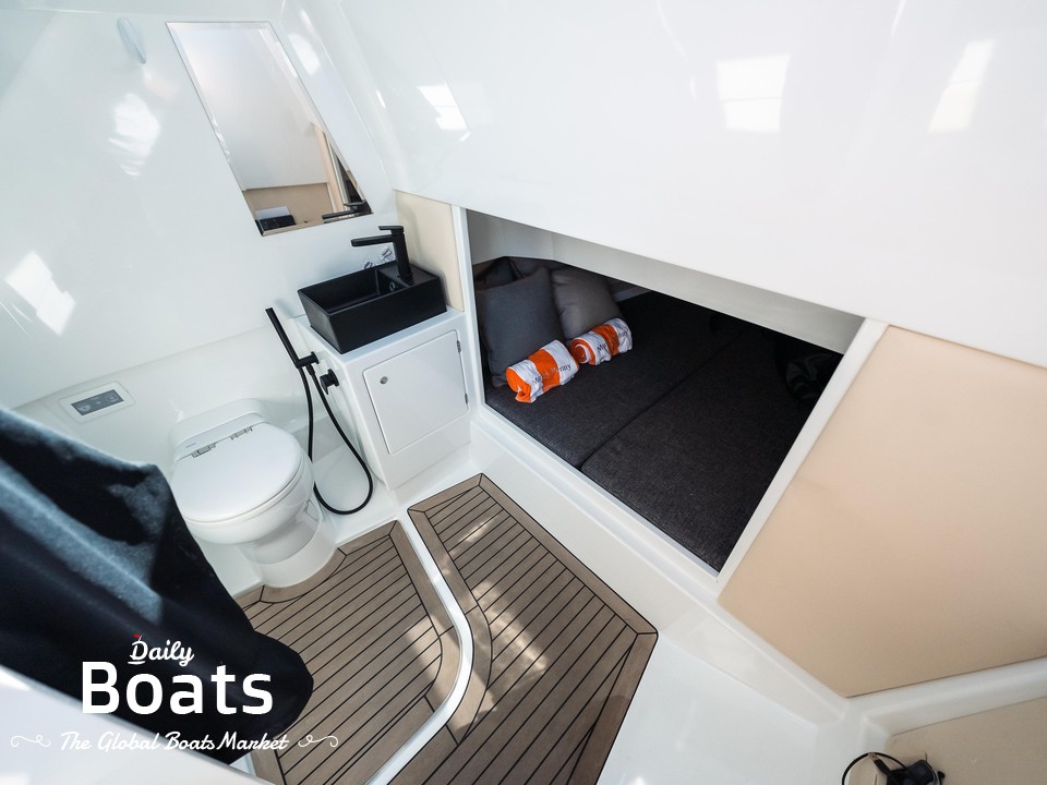 2021 Vanquish Yachts Vq40 for sale. View price, photos and Buy 2021 ...
