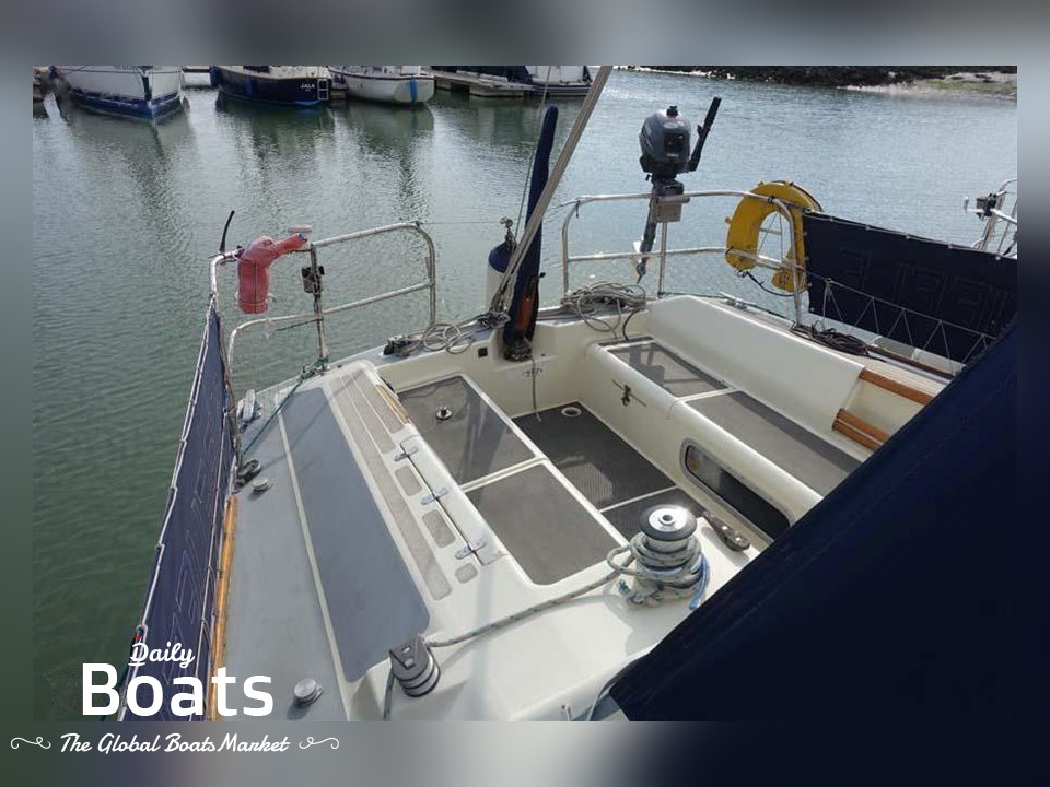 1990 Westerly Storm 33 for sale. View price, photos and Buy 1990 ...