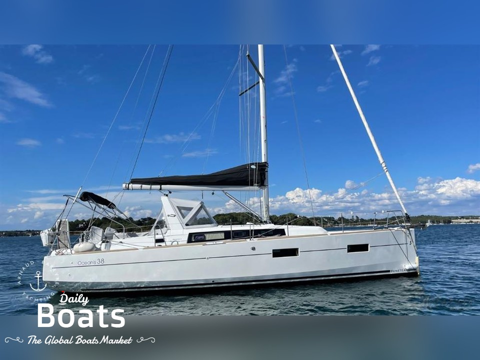 2015 Bénéteau Boats Oceanis 38 for sale. View price, photos and Buy ...
