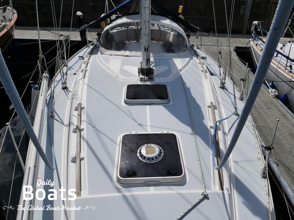 1991 Moody 35 for sale. View price, photos and Buy 1991 Moody 35 #386620