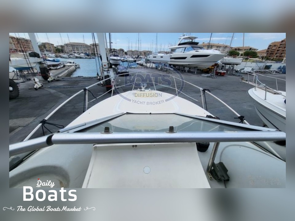 2000 Bayliner Boats 2455 for sale. View price, photos and Buy 2000 ...