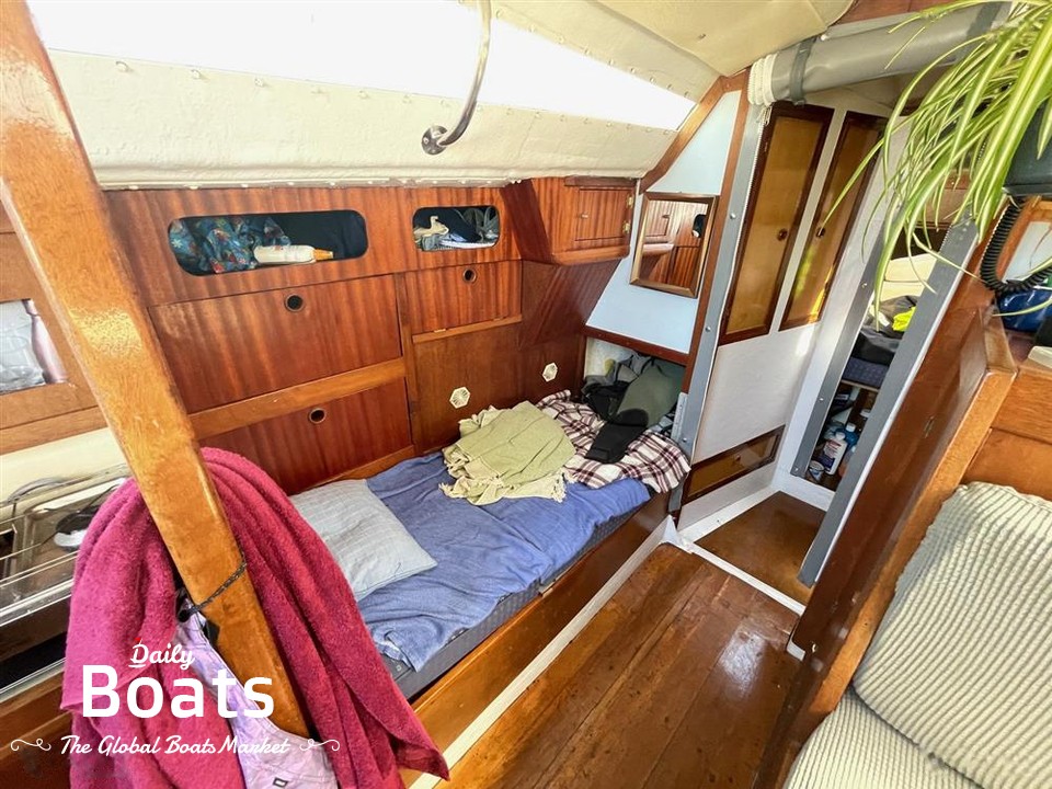 1984 Colvic Craft Salty Dog 27 for sale. View price, photos and Buy ...