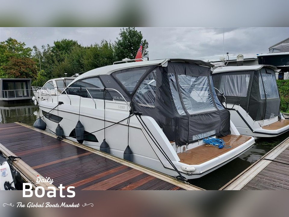 2015 Sealine S330 for sale. View price, photos and Buy 2015 Sealine ...