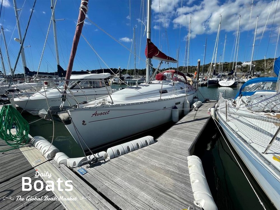 2001 Bénéteau Boats Oceanis 331 for sale. View price, photos and Buy ...