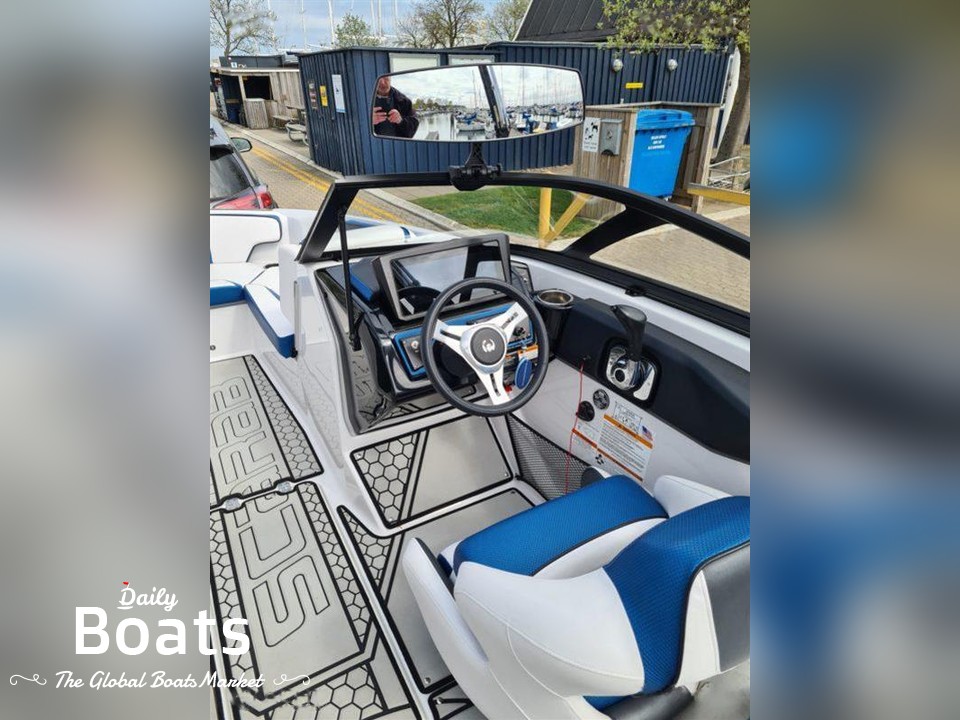 2018 Scarab Boats 195 for sale. View price, photos and Buy 2018 Scarab ...