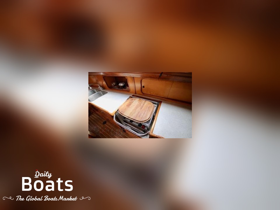 1992 Hillyard Moonfleet 36 for sale. View price, photos and Buy 1992 ...