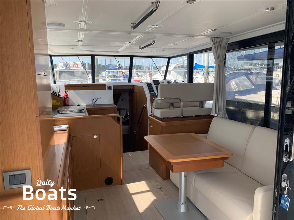 2019 Bénéteau Boats Swift Trawler 35 for sale. View price, photos and ...