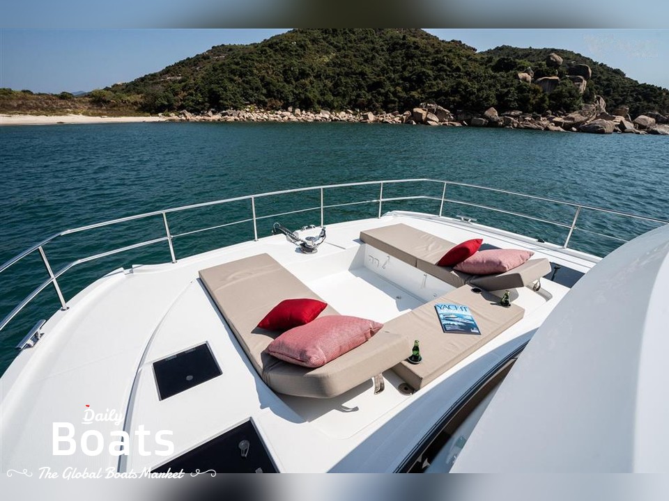 2022 Fountaine Pajot My5 for sale. View price, photos and Buy 2022 ...