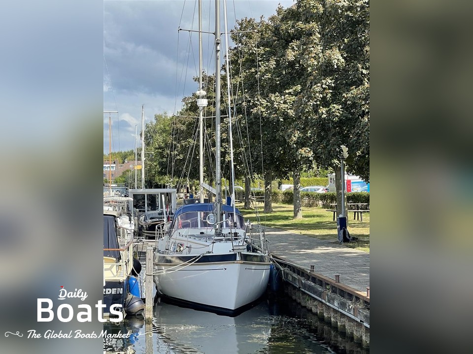 1979 Compass 31 Ketch for sale. View price, photos and Buy 1979 Compass ...