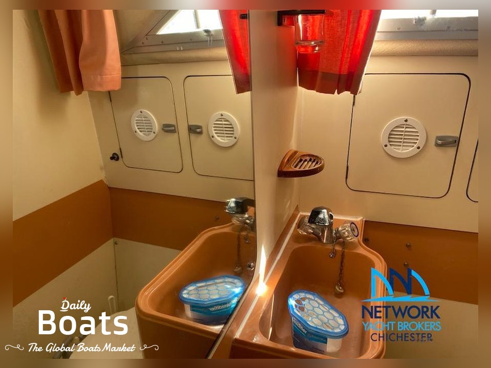 1988 Princess 30 Ds Flybridge на продажу. Посмотреть цену, фотографии и ...