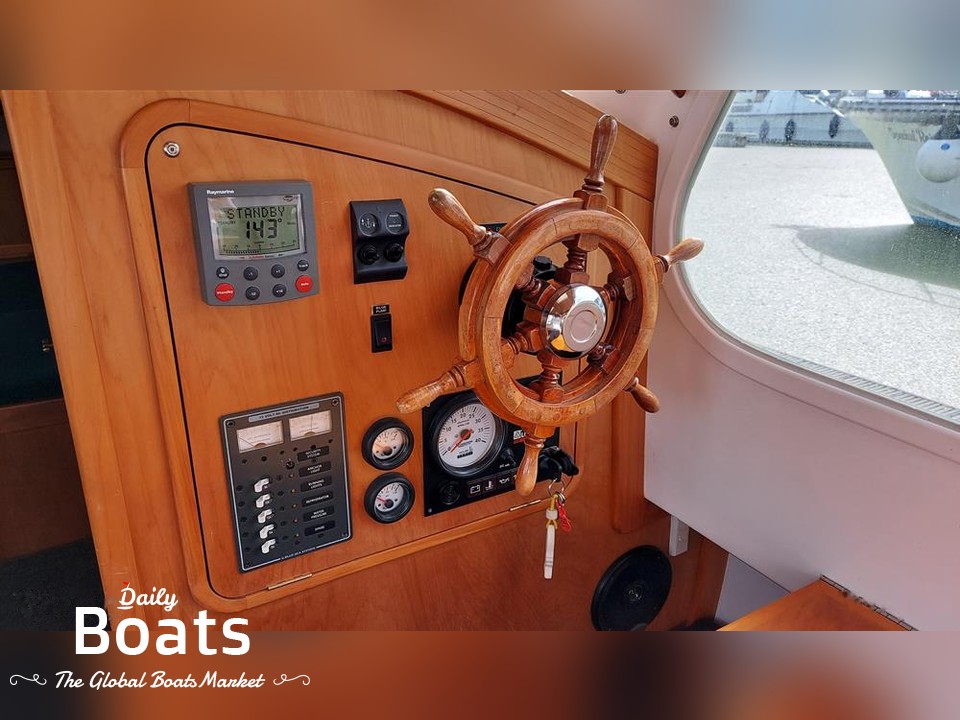 2005 Logan 33 Classic for sale. View price, photos and Buy 2005 Logan ...