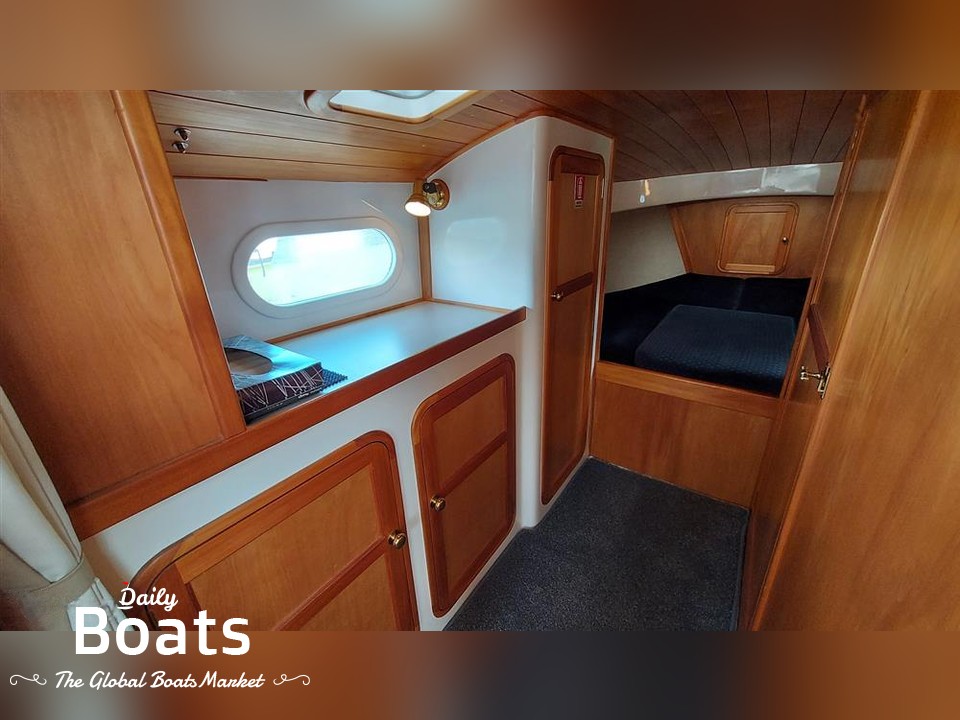 2005 Logan 33 Classic for sale. View price, photos and Buy 2005 Logan ...