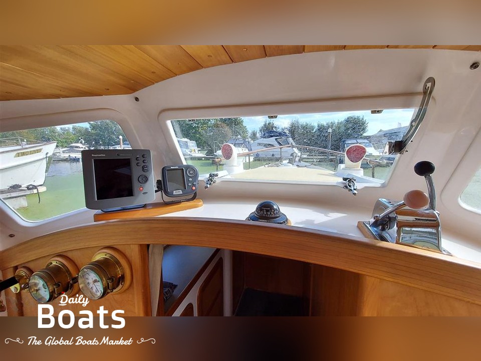 2005 Logan 33 Classic for sale. View price, photos and Buy 2005 Logan ...