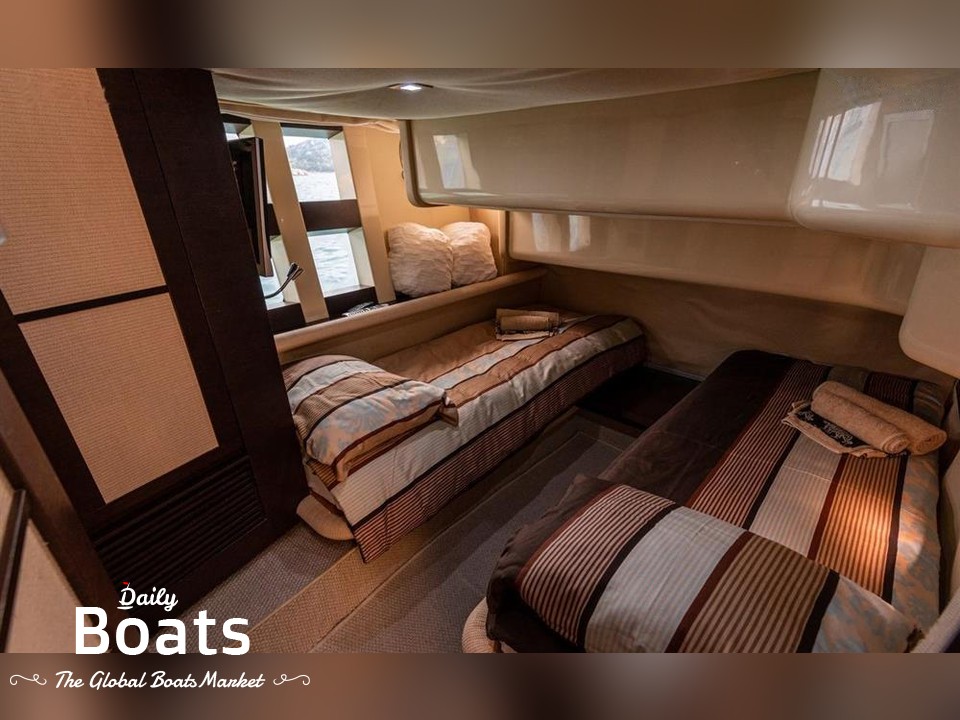 2008 Azimut Yachts 43S for sale. View price, photos and Buy 2008 Azimut ...