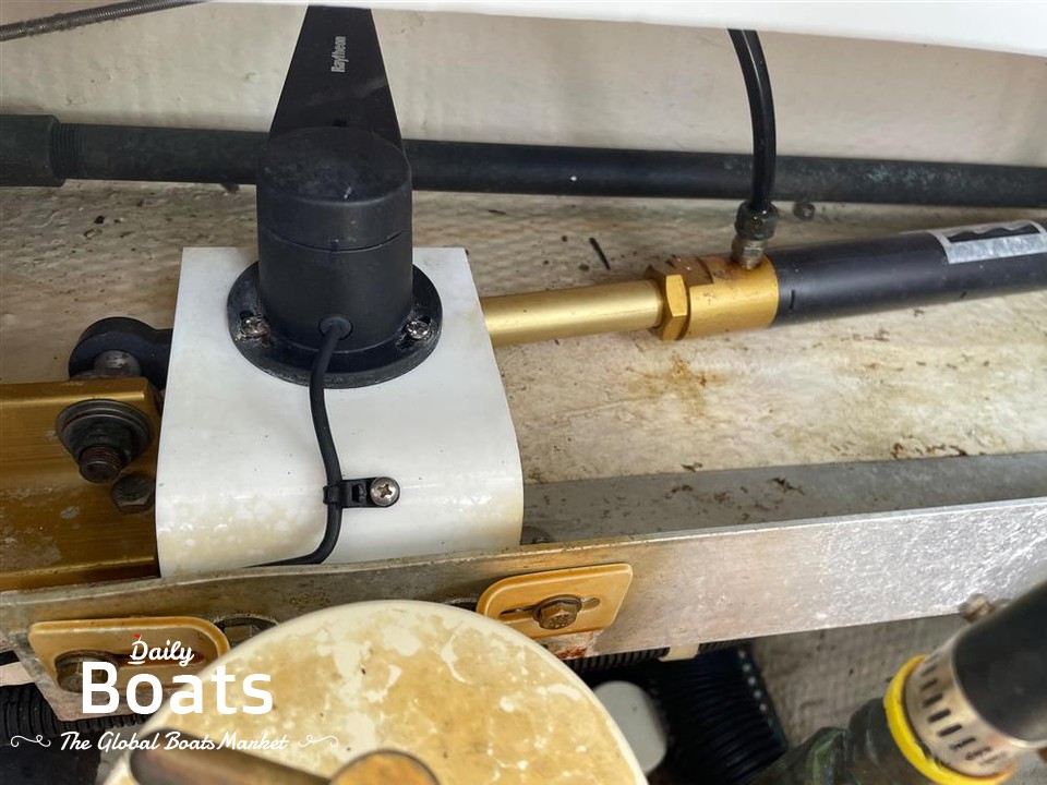 1999 Phoenix 27 Tournament for sale. View price, photos and Buy 1999 ...