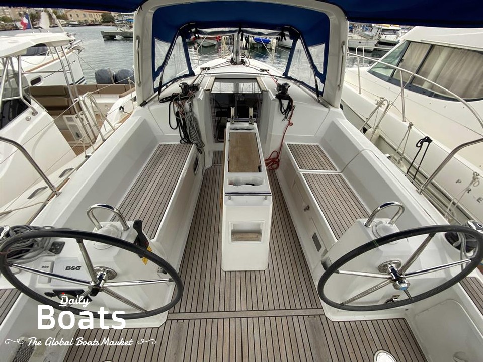 2015 Bénéteau Boats Oceanis 35 for sale. View price, photos and Buy ...
