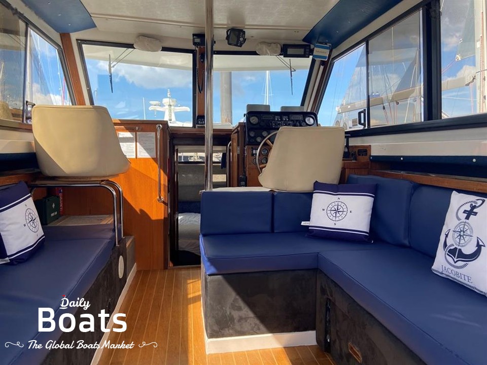 1988 Hardy Motor Boats 335 for sale. View price, photos and Buy 1988 ...