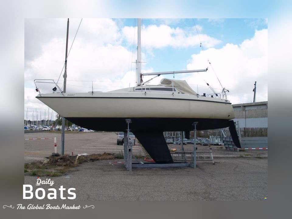 1976 Granada 27 for sale. View price, photos and Buy 1976 Granada 27 ...