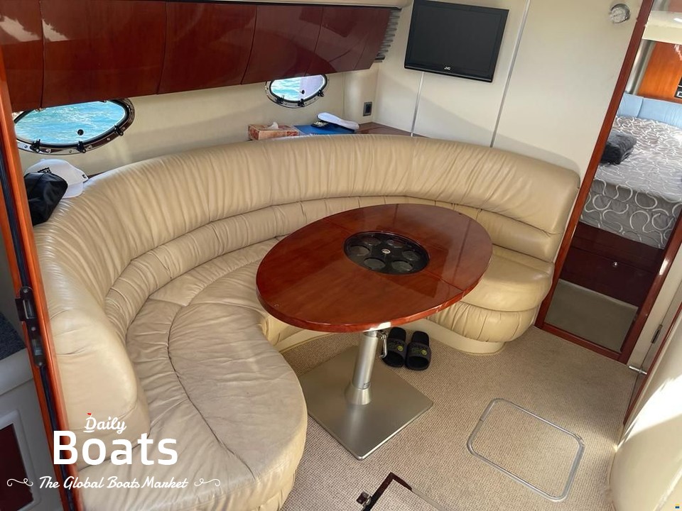 2004 Fairline Targa 40 for sale. View price, photos and Buy 2004 ...