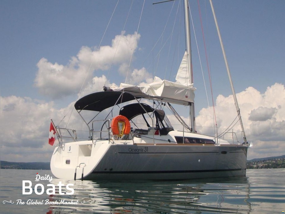 2013 Bénéteau Oceanis 31 for sale. View price, photos and Buy 2013 ...