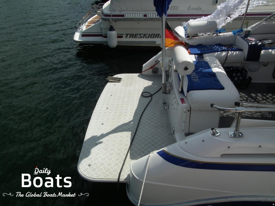 1992 Larson 220 Hampton for sale. View price, photos and Buy 1992 ...