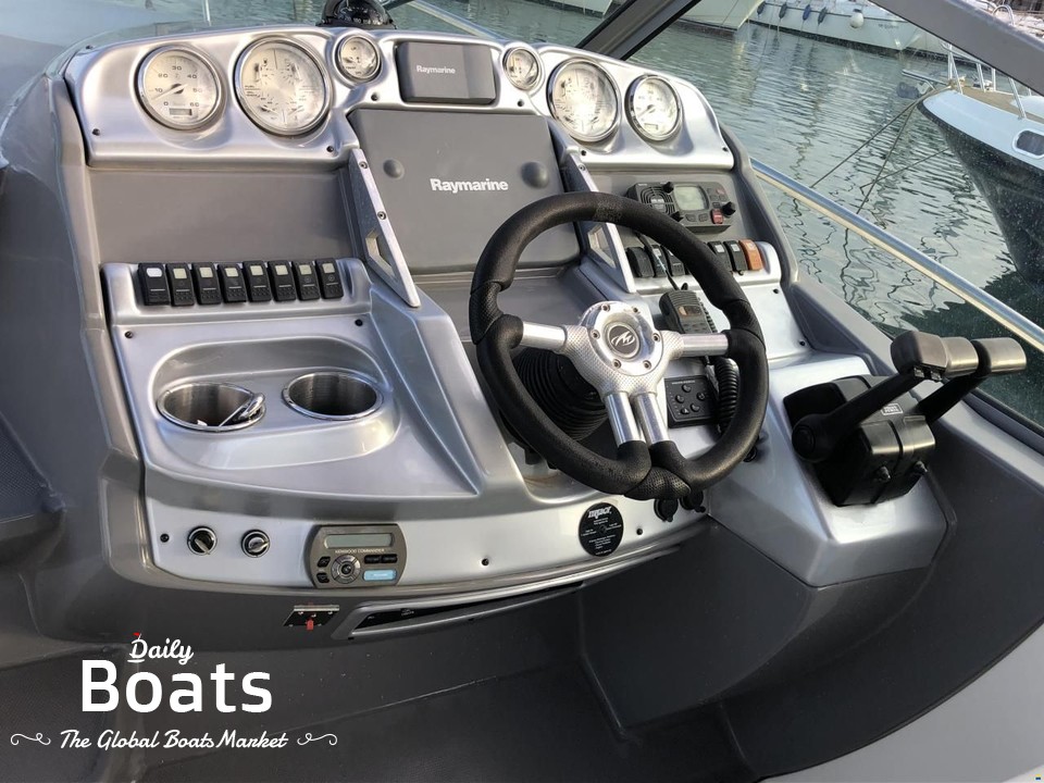 2006 Monterey 33 Sport Yacht for sale. View price, photos and Buy 2006 ...