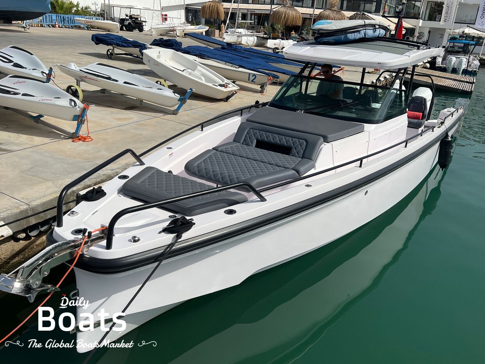 2020 Axopar 37 Sun Top for sale. View price, photos and Buy 2020 Axopar ...