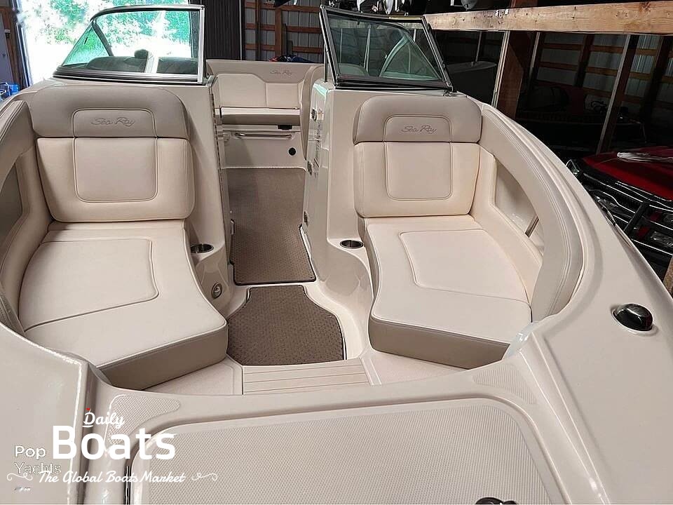 2012 Sea Ray Sundeck 220 for sale. View price, photos and Buy 2012 Sea ...