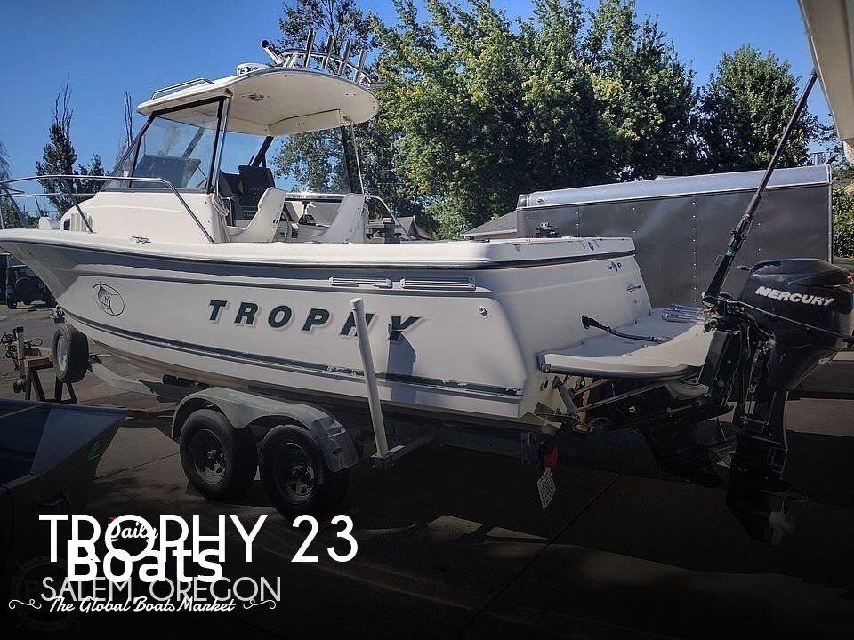 1998 Trophy Boats 2352 for sale. View price, photos and Buy 1998 Trophy ...