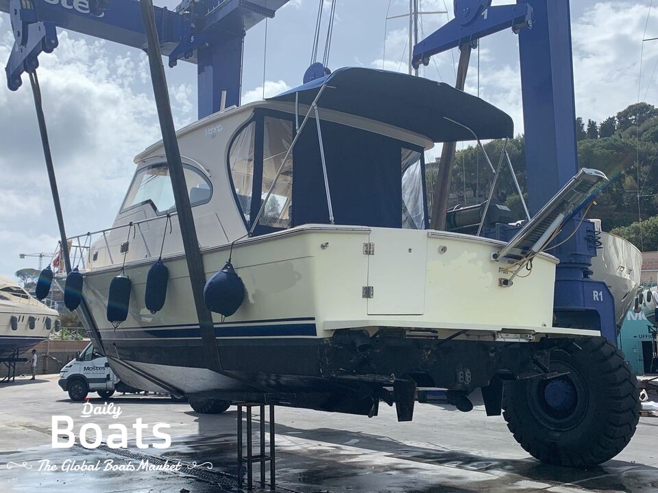 2005 Mainship Pilot 34 Express for sale. View price, photos and Buy ...