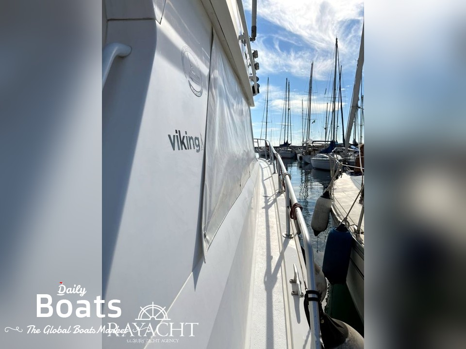 1994 Viking Yachts (US) Voking 46 Convertible for sale. View price ...