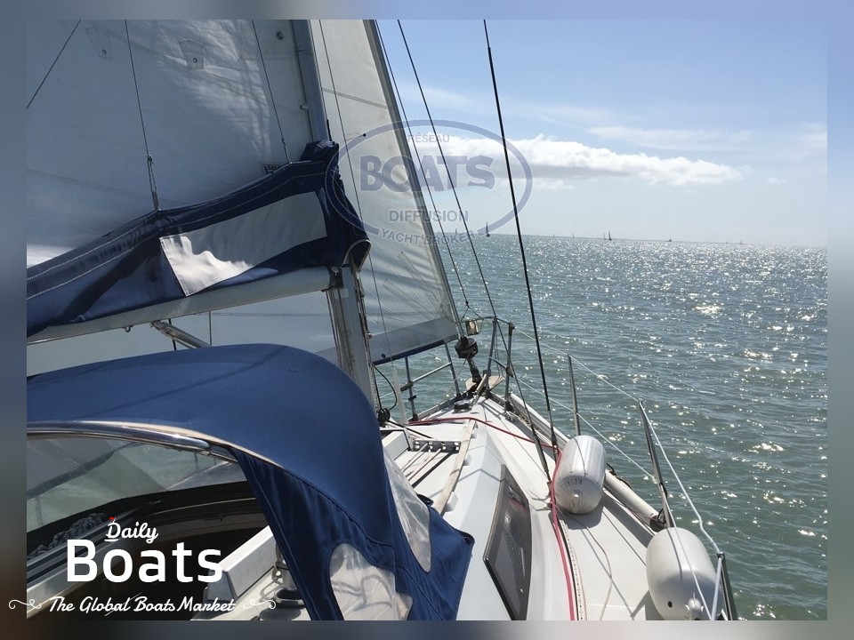 1986 Bénéteau First 305 Dl for sale. View price, photos and Buy 1986 Bénéteau First 305 Dl #389816