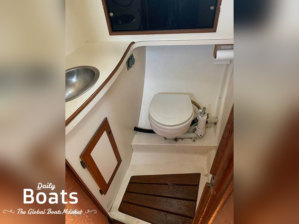 1986 Cape Dory 32 for sale. View price, photos and Buy 1986 Cape Dory ...