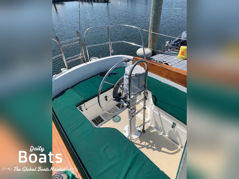 1986 Cape Dory 32 for sale. View price, photos and Buy 1986 Cape Dory ...