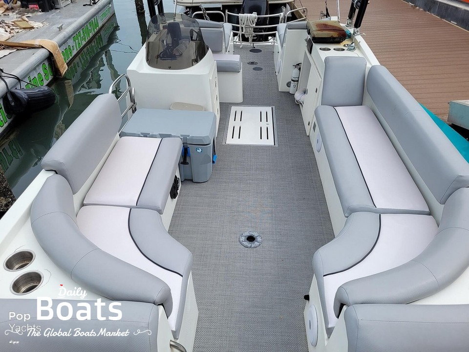 2015 Caravelle Powerboats 249 Razor for sale. View price, photos and ...