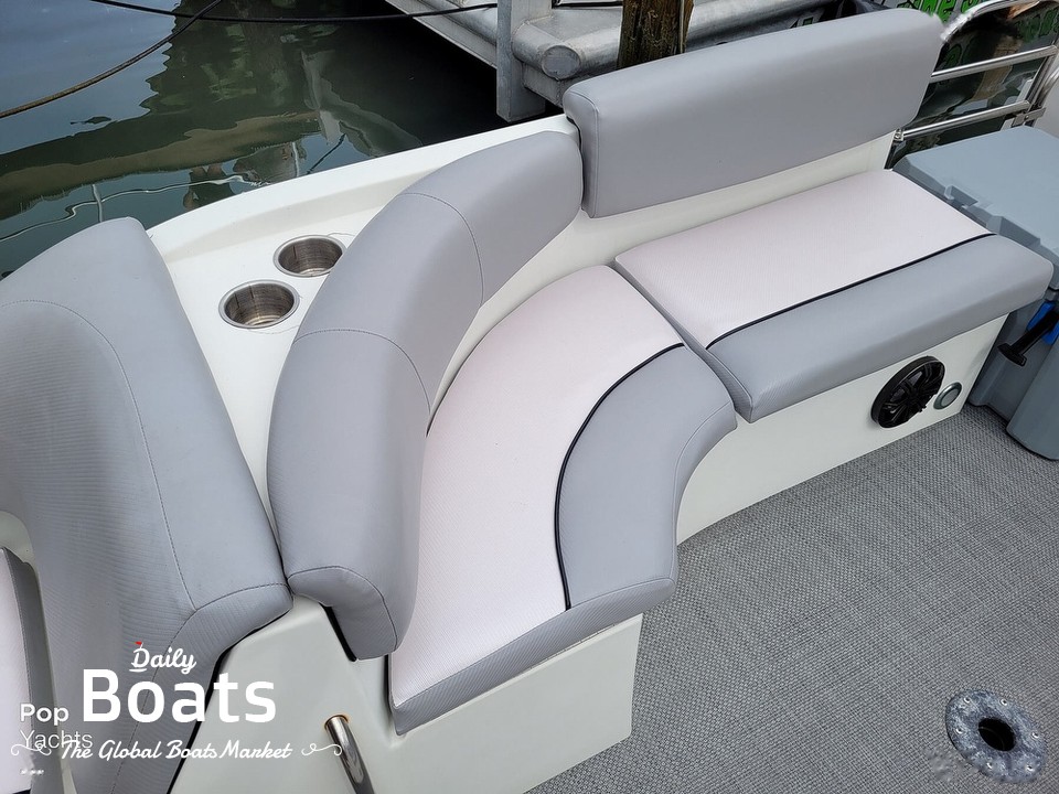 2015 Caravelle Powerboats 249 Razor for sale. View price, photos and ...